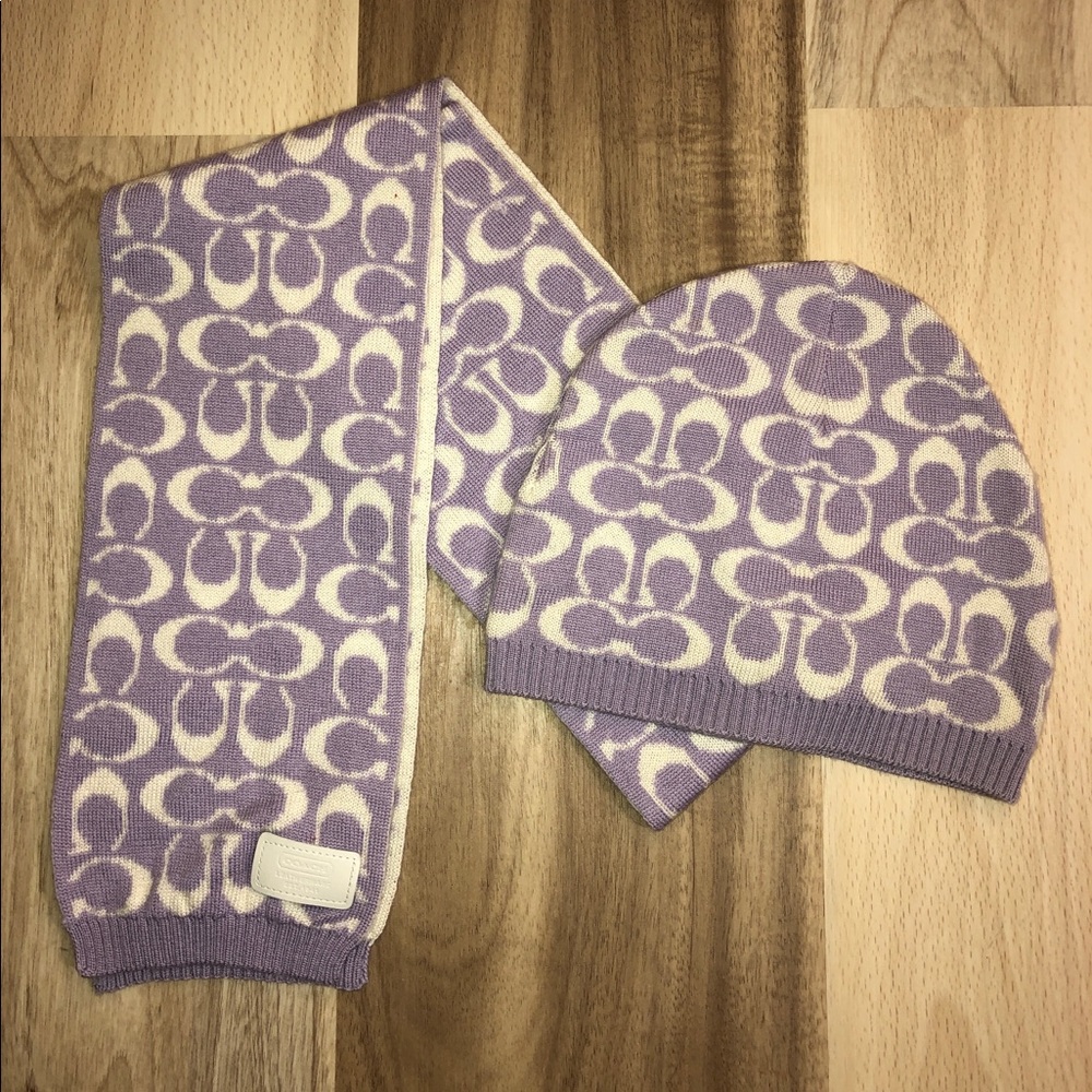 Coach Hat/Scarf - Gem